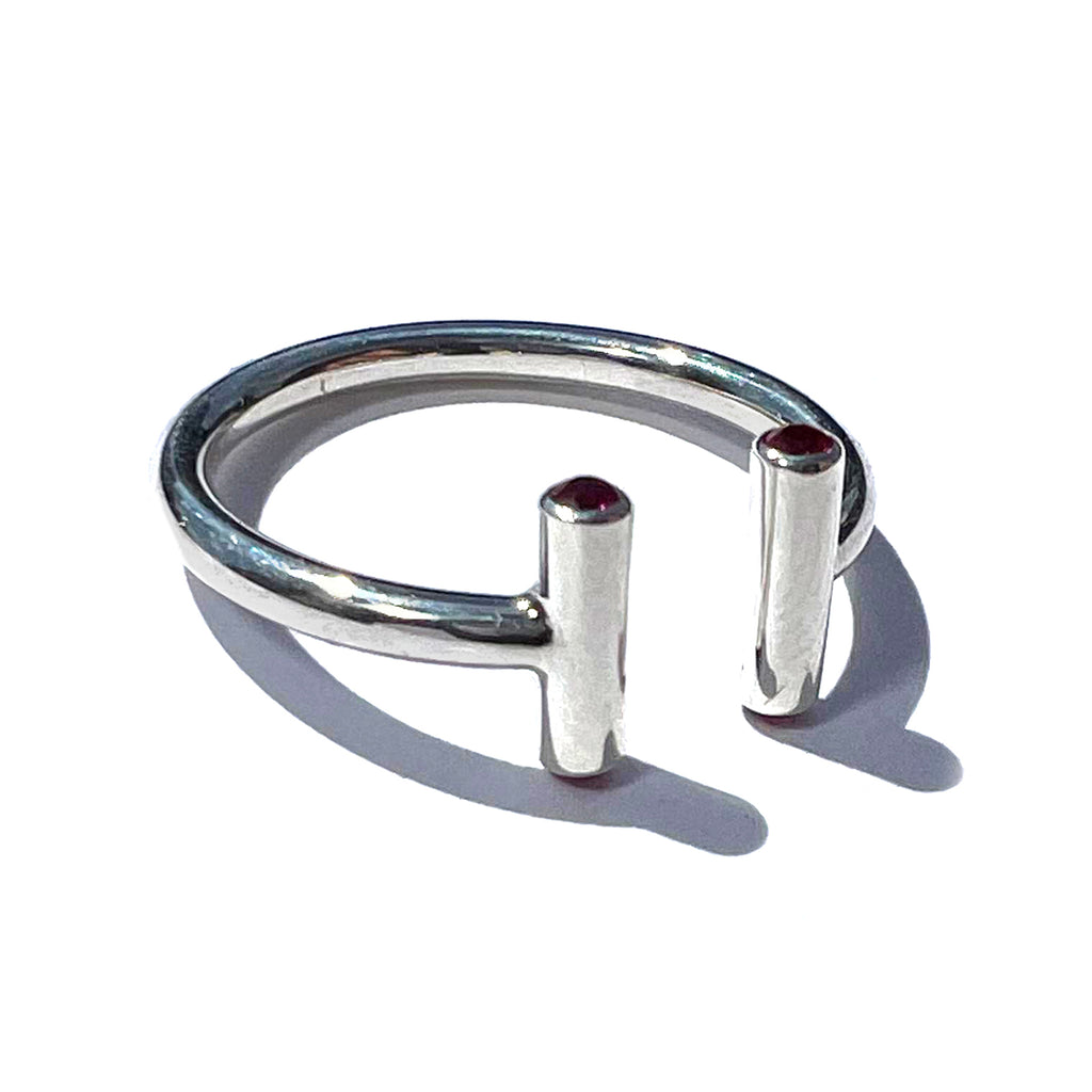 MPR X NU/NUDE Double Perpendicular Tuyau Ring with Stone – Meghan ...